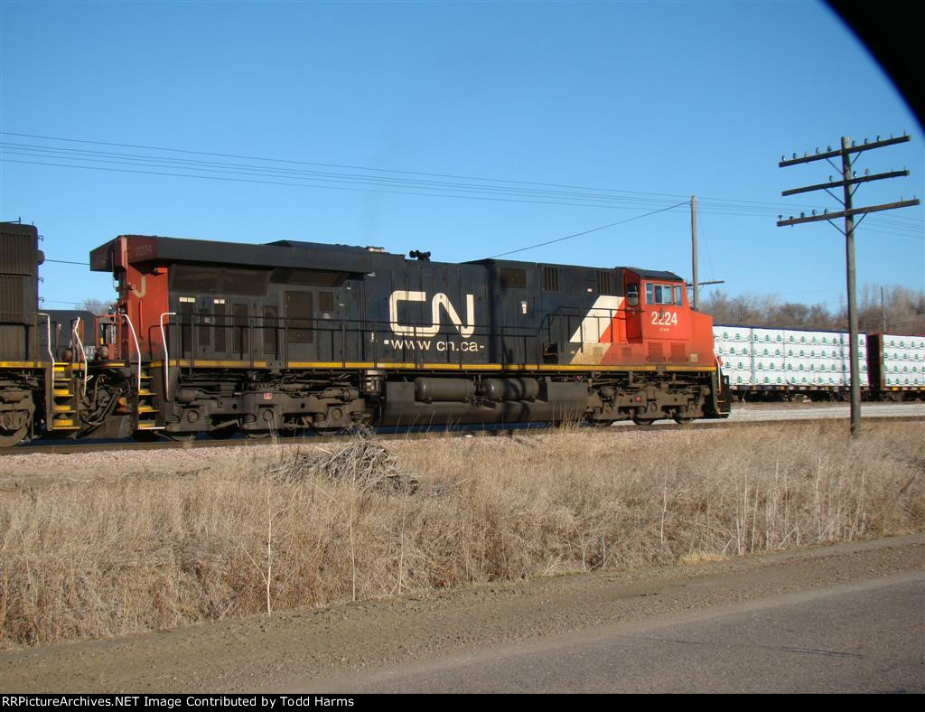 CN 2224